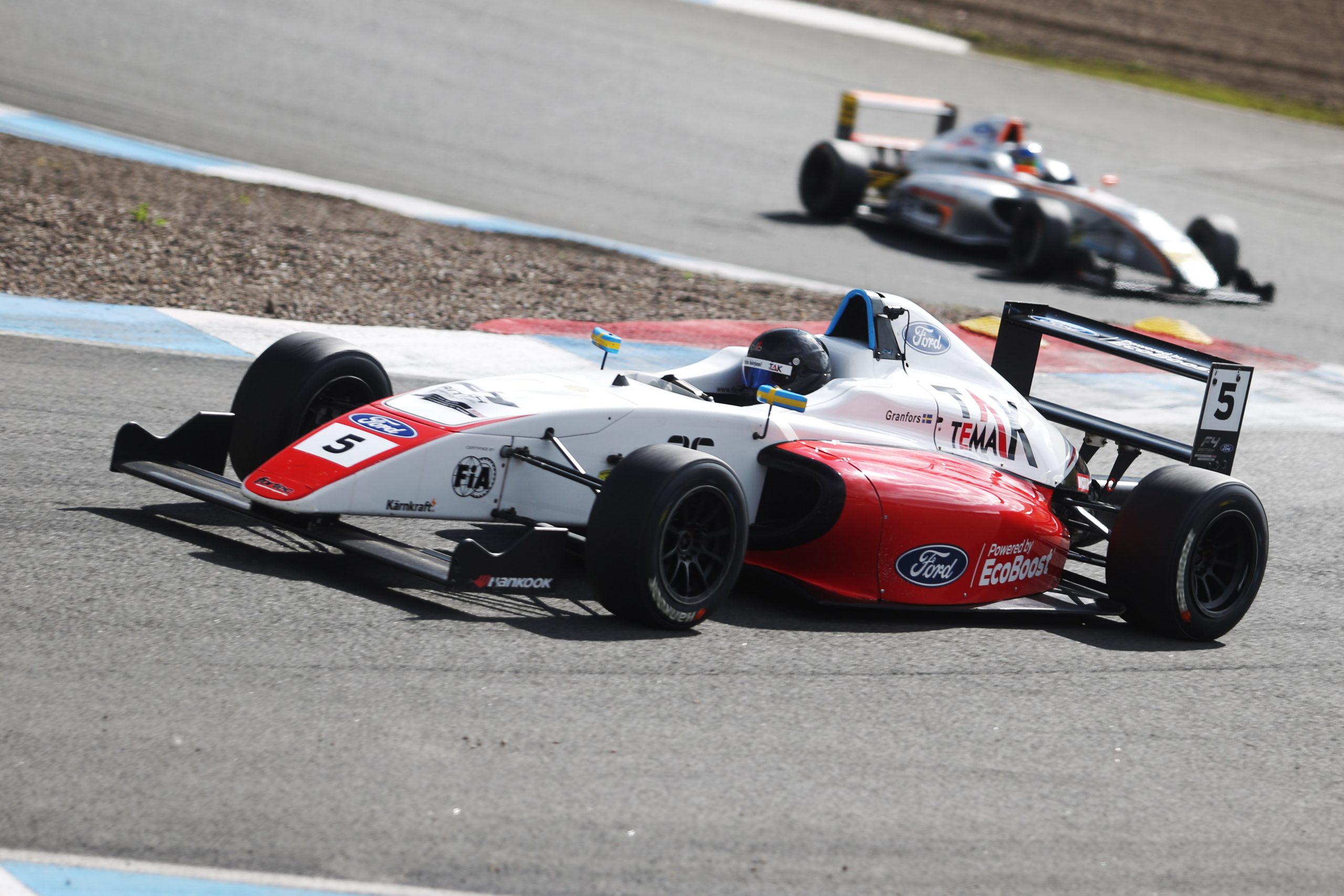 Fortec Motorsport claim podium double in British F4 at Knockhill ...