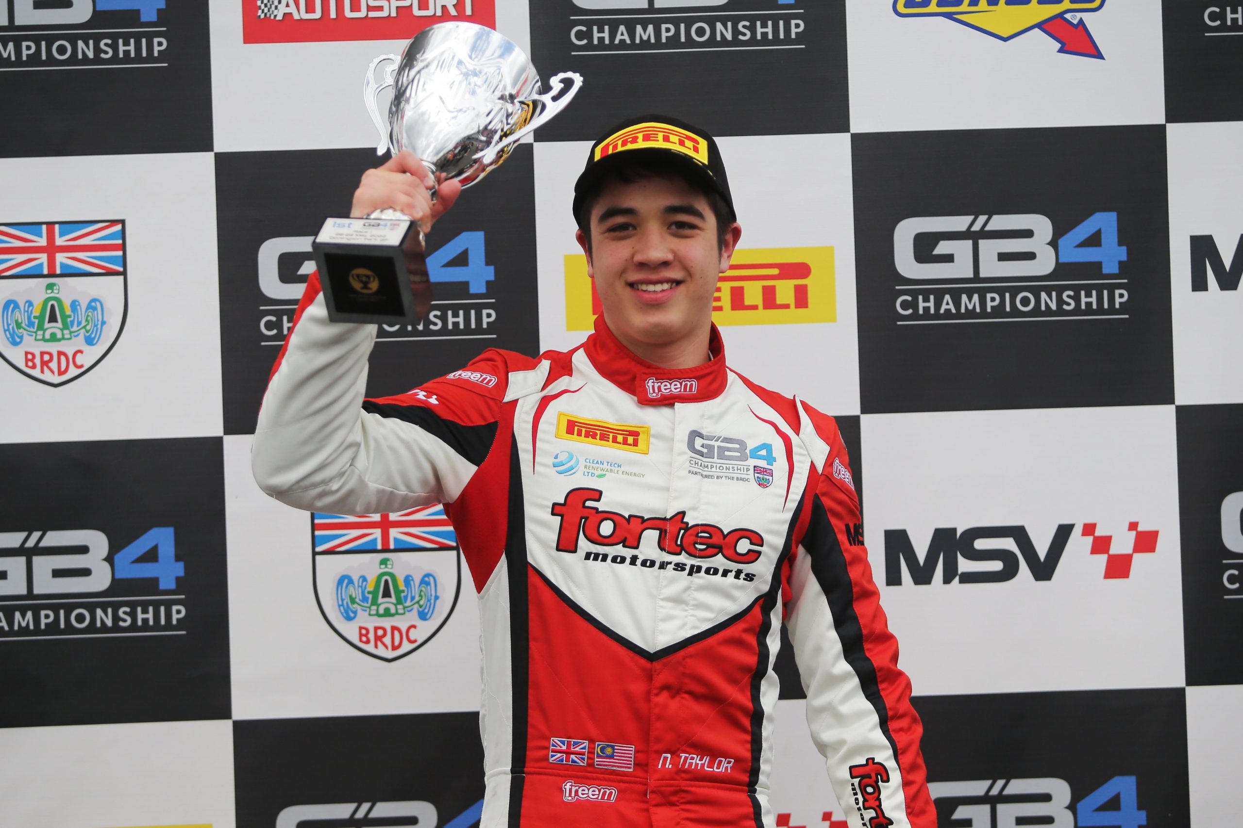 Taylor Gives Fortec Motorsport GB4 Championship Lead With Donington Win ...