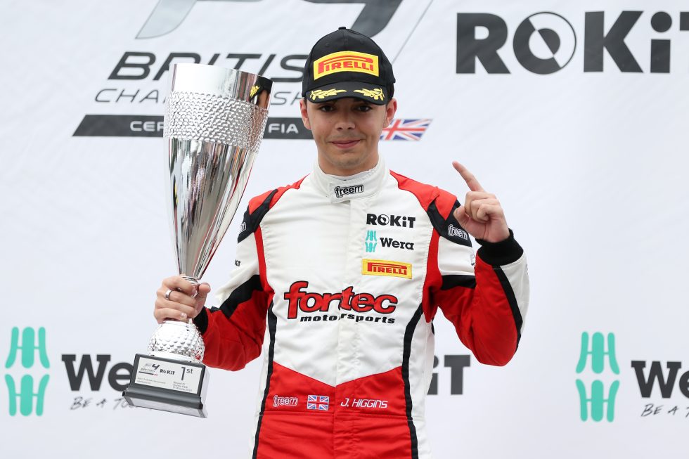 Fortec Motorsport win ROKiT British F4's 250th race at Oulton Park ...